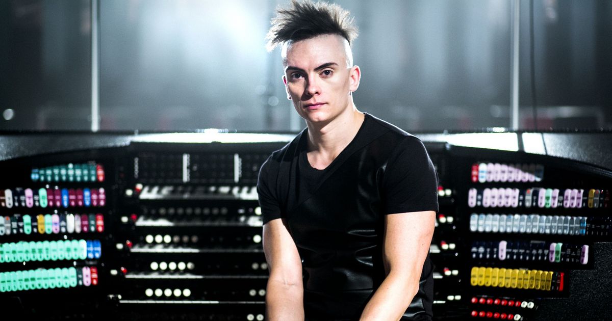 Cameron Carpenter: courting musical controversy