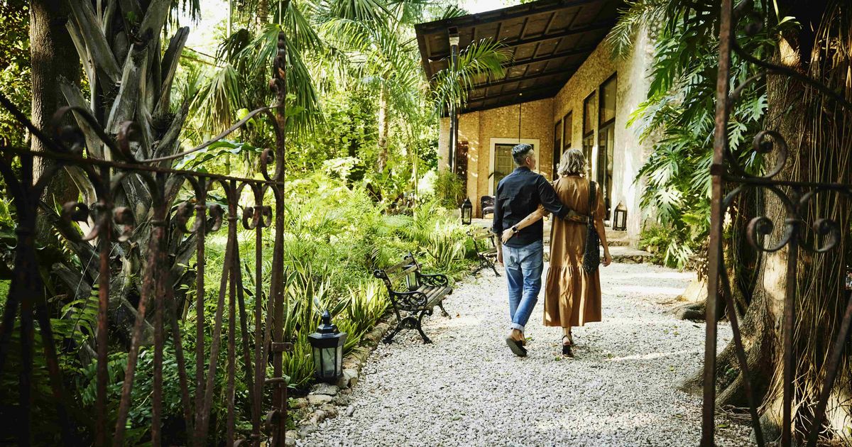 What are the spending habits and lifestyle trends of the wealthy?