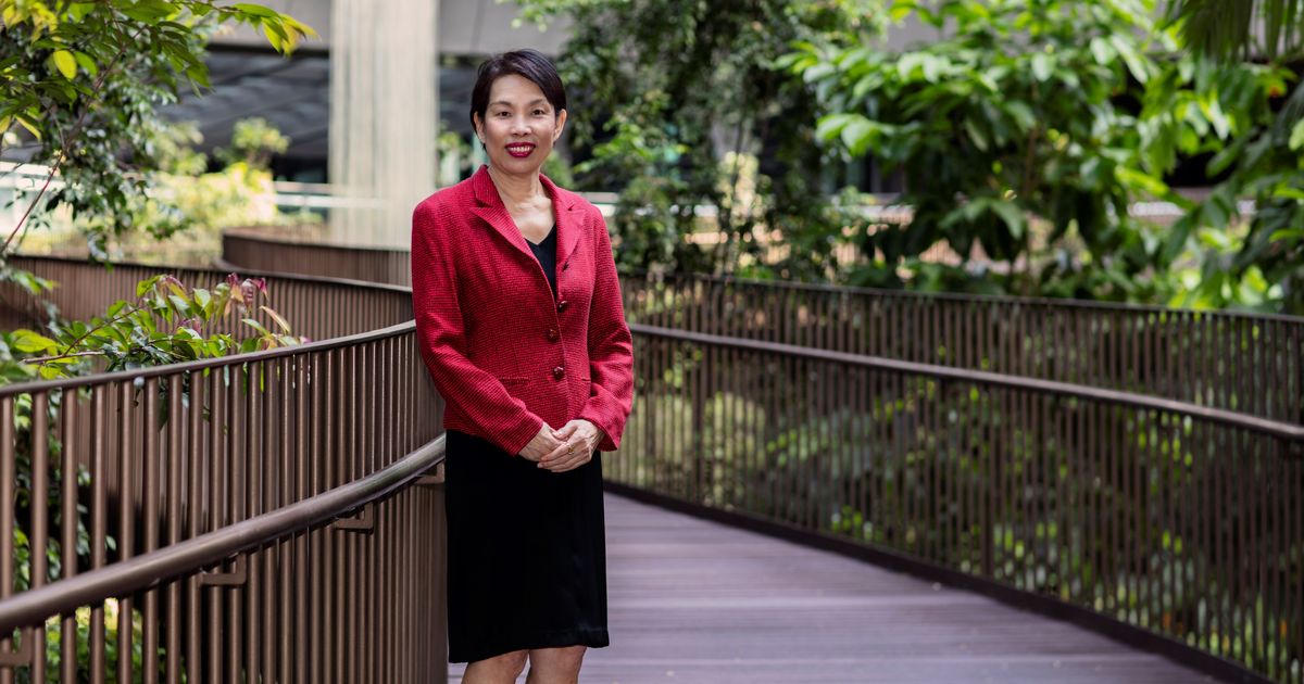 Connecting socially conscious investors with philanthropic initiatives