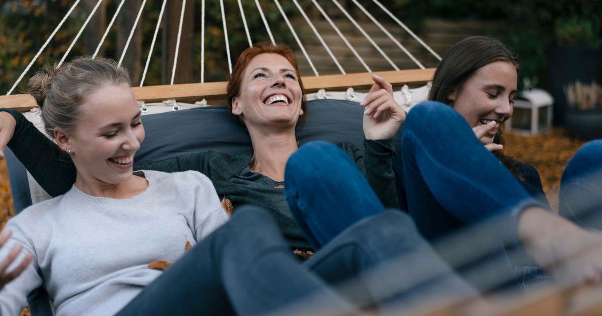 What does the wealthy rising generation want?